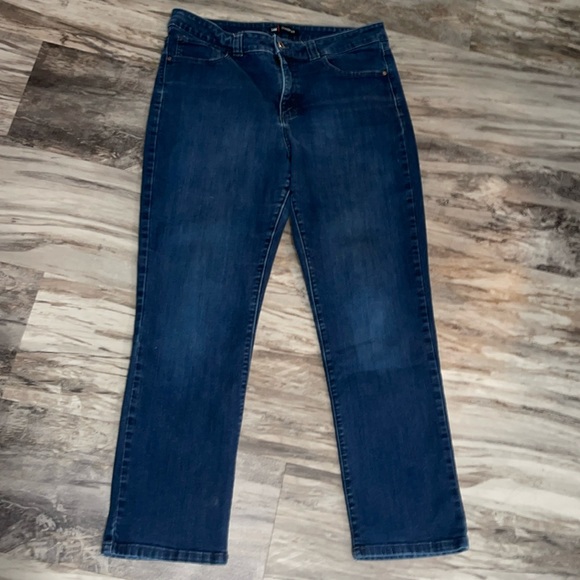 Lee | Jeans | Lee Classic Fit Denim Blue Jeans Womens 6 Med Button Back ...